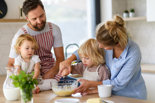 "Nuclear Family" Images – Browse 5,815 Stock Photos, Vectors, and Video ...