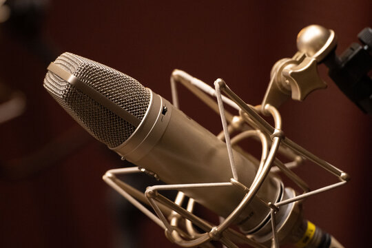"Condenser Microphone" Images – Browse 6,279 Stock Photos, Vectors, and ...