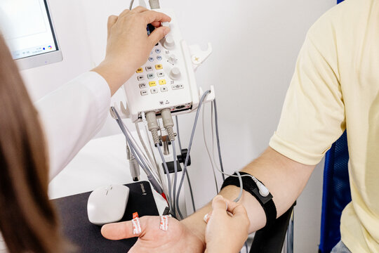 รูปภาพEmg – เลือกดูภาพถ่ายสต็อก เวกเตอร์ และวิดีโอ1,051 | Adobe Stock