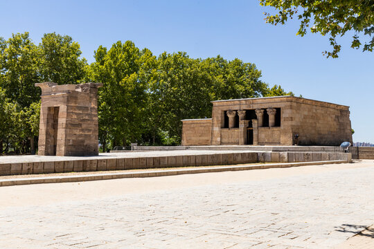 "Temple Of Debod"-Bilder: Stock-Fotos & -Videos. | Adobe Stock