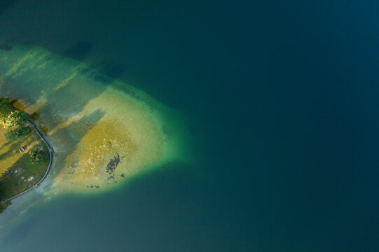 Reflection Backgrounds Images – Browse 6,239,239 Stock Photos, Vectors ...