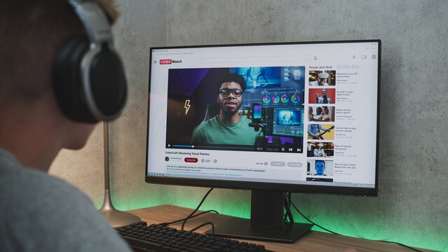 "Video Lecture" Images – Browse 10,298 Stock Photos, Vectors, and Video ...