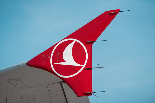 "Wingtip Fence" Images – Browse 5,586 Stock Photos, Vectors, and Video ...