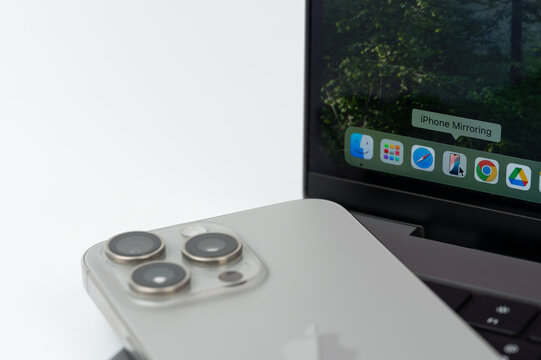 "Macbook Pro" Images – Browse 2,804 Stock Photos, Vectors, and Video ...