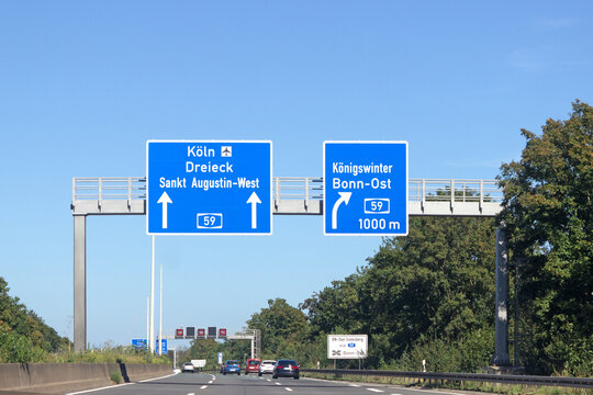 Autobahnschilder Images – Browse 443 Stock Photos, Vectors, and Video ...