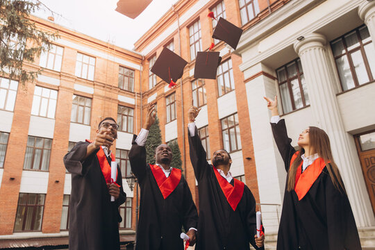 "Graduation Gown" Images – Browse 60,518 Stock Photos, Vectors, and ...