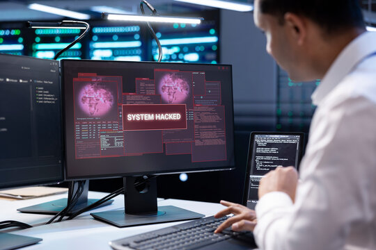 Data Center Employee Images – Browse 14,728 Stock Photos, Vectors, and ...