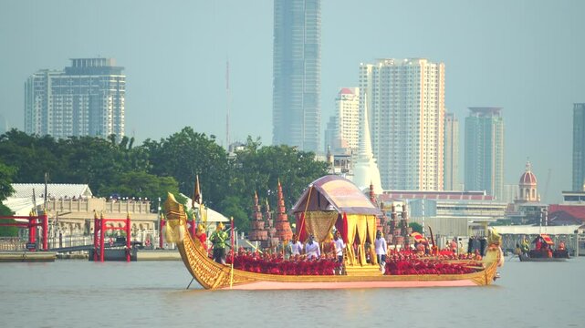 "Royal Barge" Images – Browse 811 Stock Photos, Vectors, and Video ...