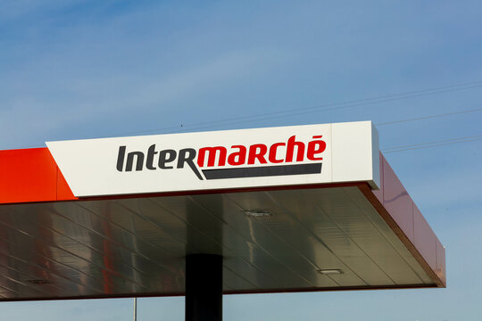 Intermarche Images – Browse 261 Stock Photos, Vectors, and Video ...