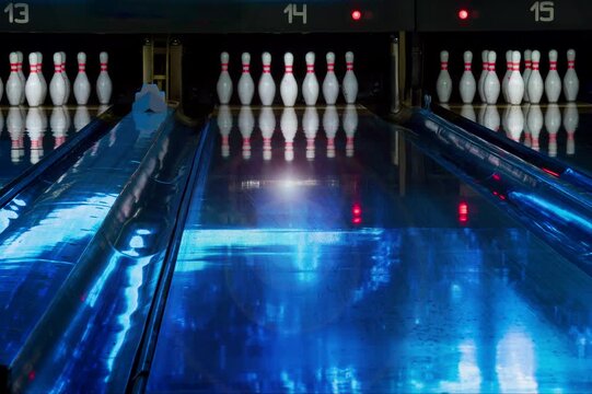 "Bowling Lanes" Images – Browse 550 Stock Photos, Vectors, and Video ...
