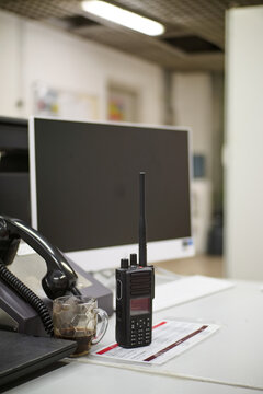 "Portable Radio" Images – Browse 330,615 Stock Photos, Vectors, and ...