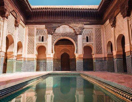 Madrasa Islamic Design Images – Browse 4,034 Stock Photos, Vectors, and ...