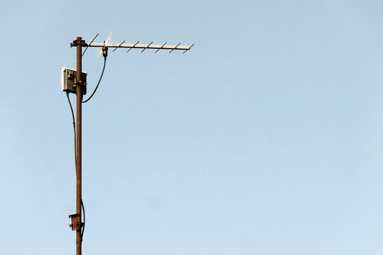 Yagi Antenna Images – HD & 4K Photos Free to Download | PikWizard