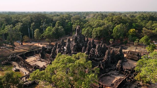 "Angkor Thom" - Images et vidéos libres de droits | Adobe Stock
